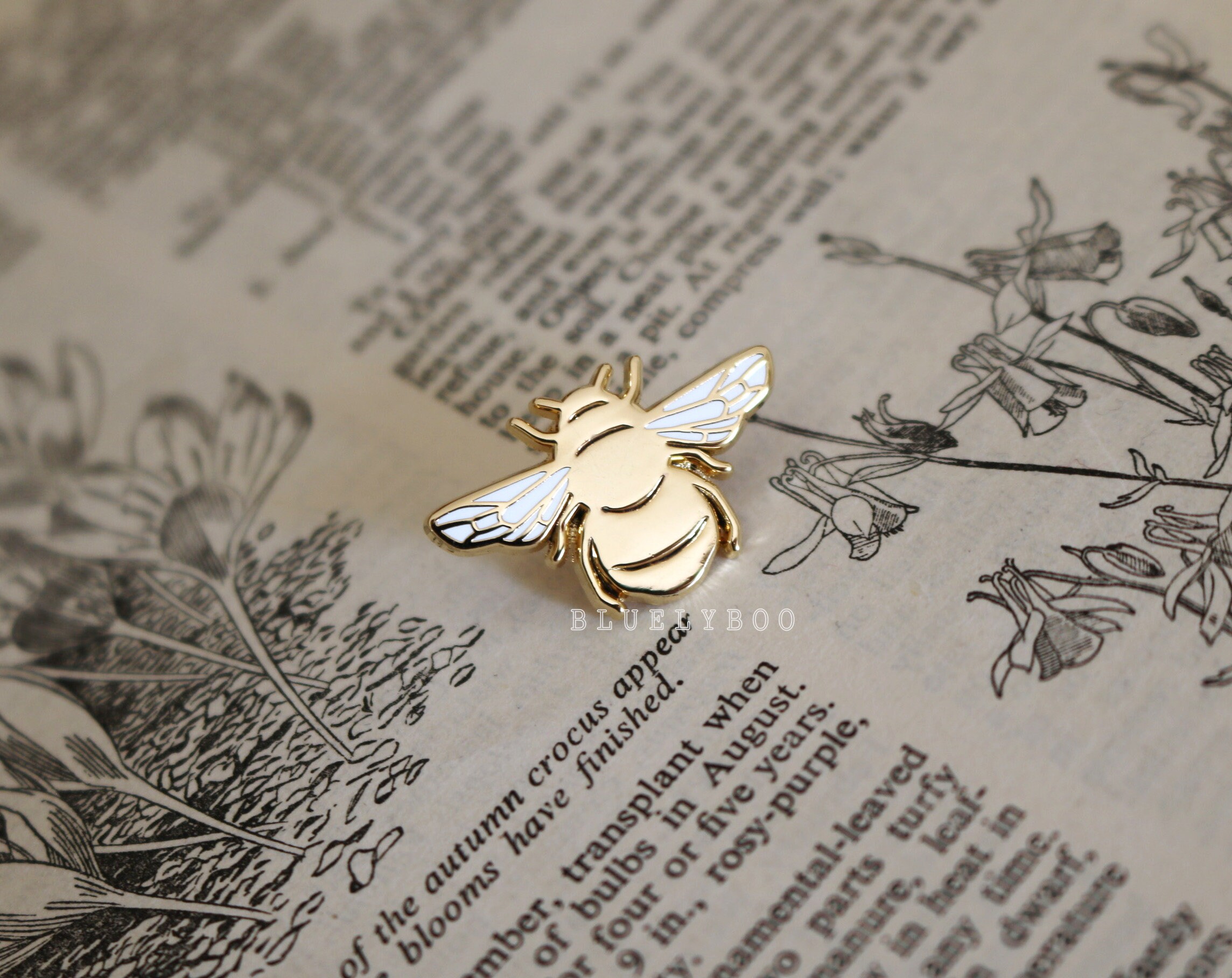 Bee Mini Pin - Gold Small Bumble Board Filler Hard Enamel Pins Brooch ...