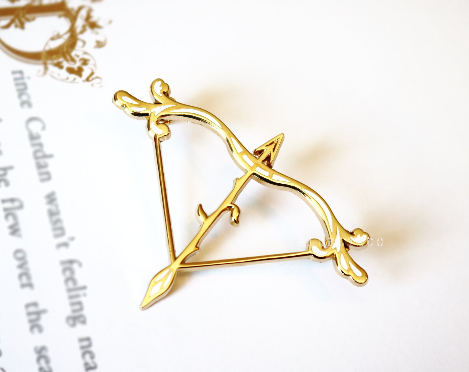 Hunter's Bow Pin Bookish Gold White Black Enamel Lapel - Etsy