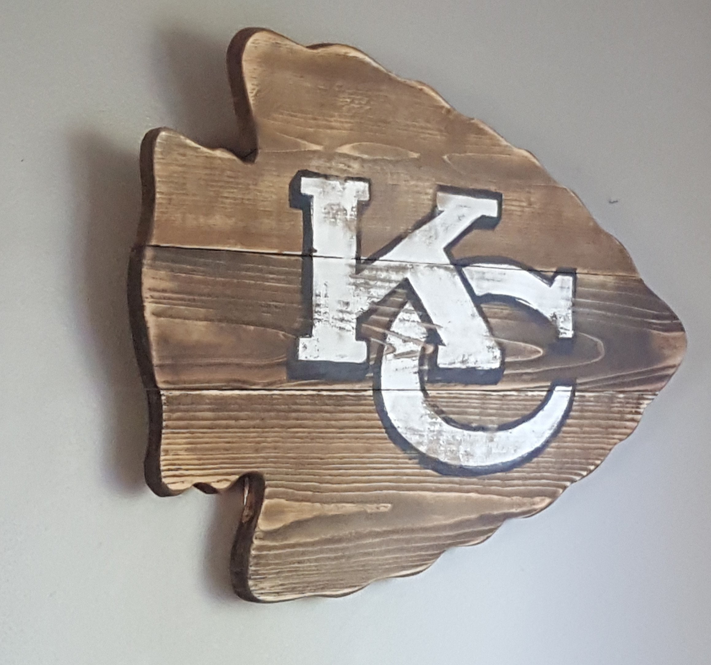 Kansas City Chiefs Arrowhead Reclaimed Wood Sign - Etsy UK