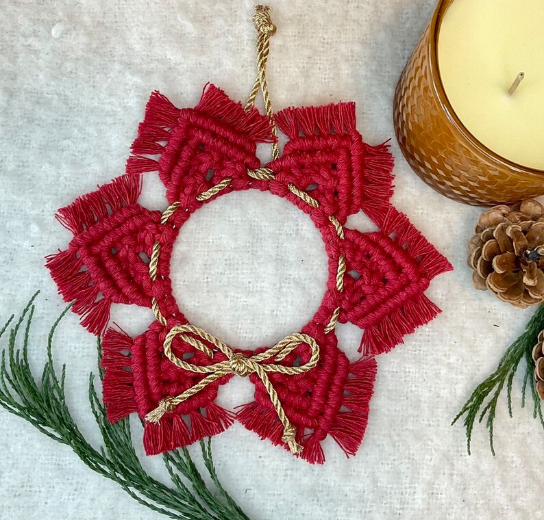 Macrame Festive Christmas Wreath Decoration - Etsy
