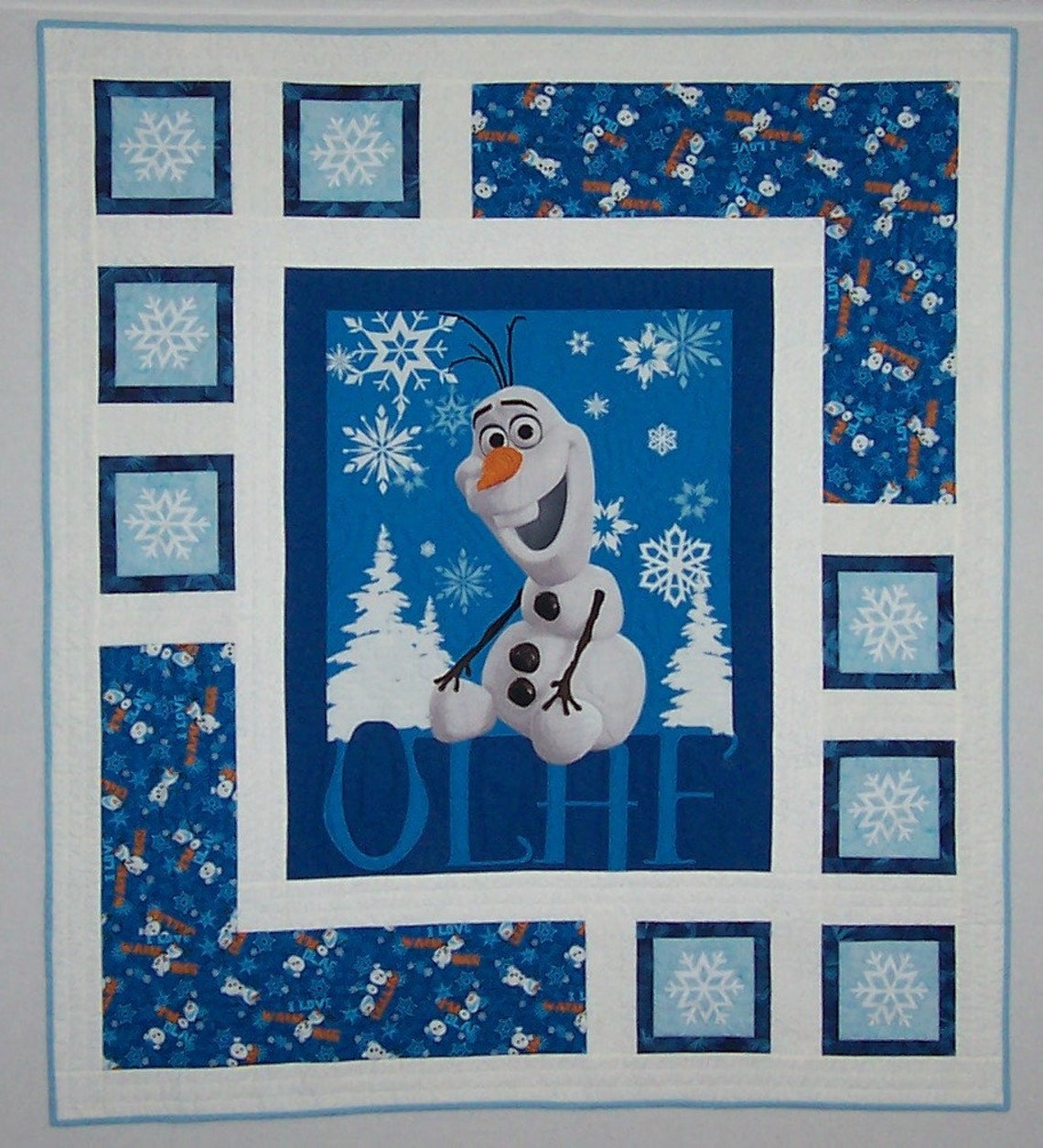 Handmade Licensed Fabric Frozen Olaf Snowflake Quilt Unique Design ...