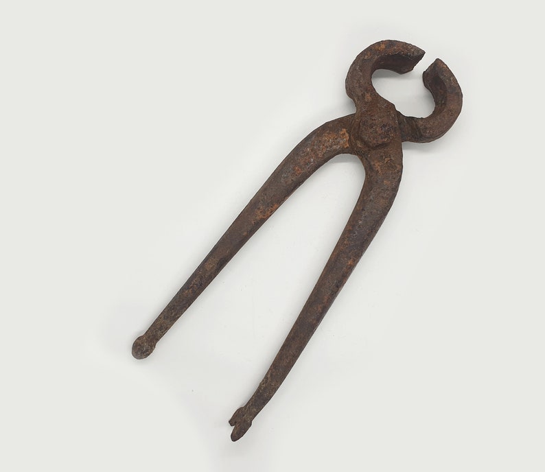 Vintage Iron Pliers Primitive Pliers Old Farrier Nippers | Etsy