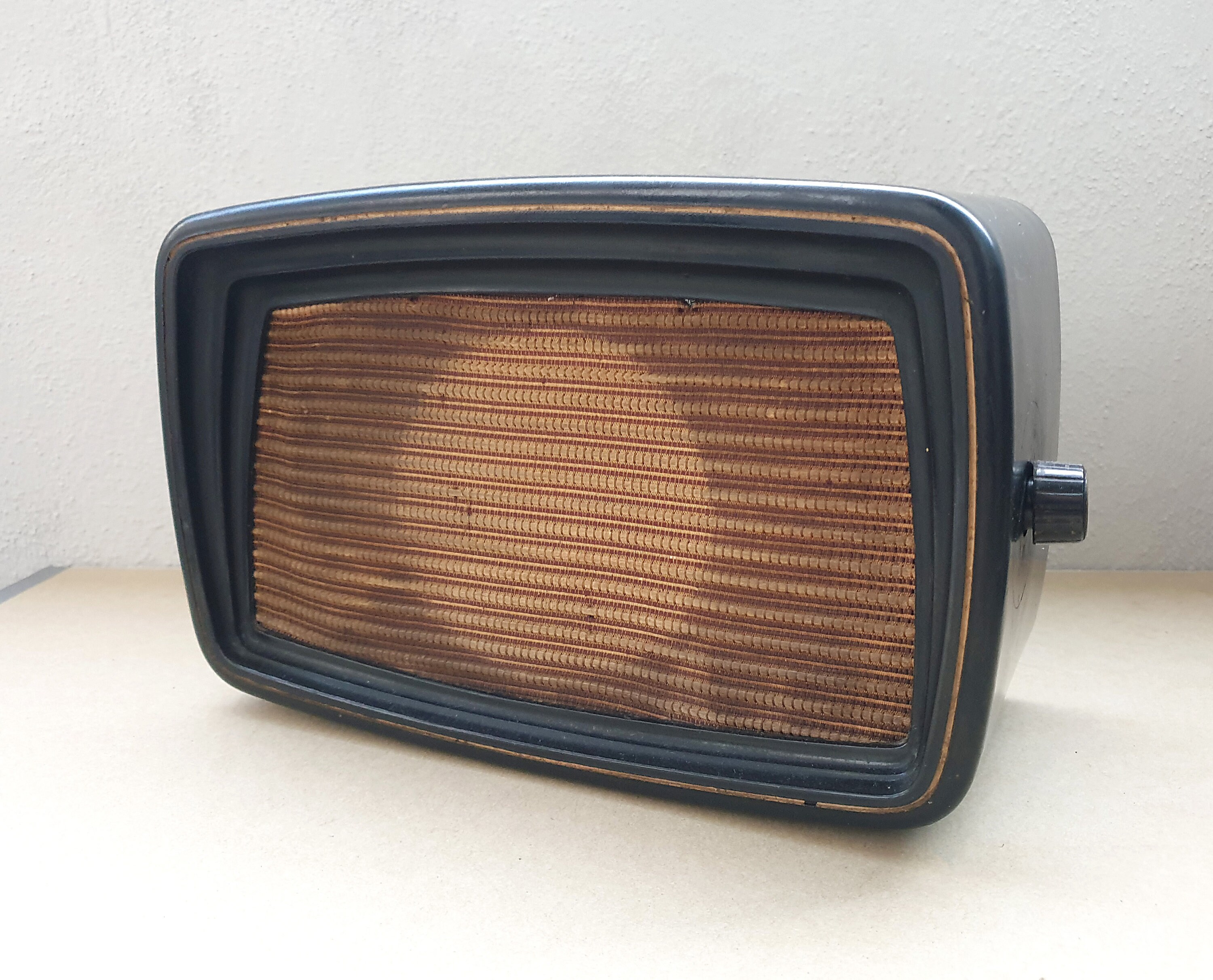 Antique Radio Speaker, Vintage Bakelite Subscriber Radio Point ...