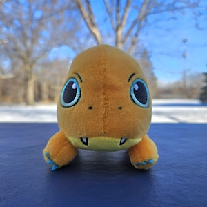 The Dragon Prince Inspired Glow Toad Baitlings Plush Hat Sneezles ...