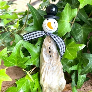 Snowman Oyster Shell Ornament - Etsy