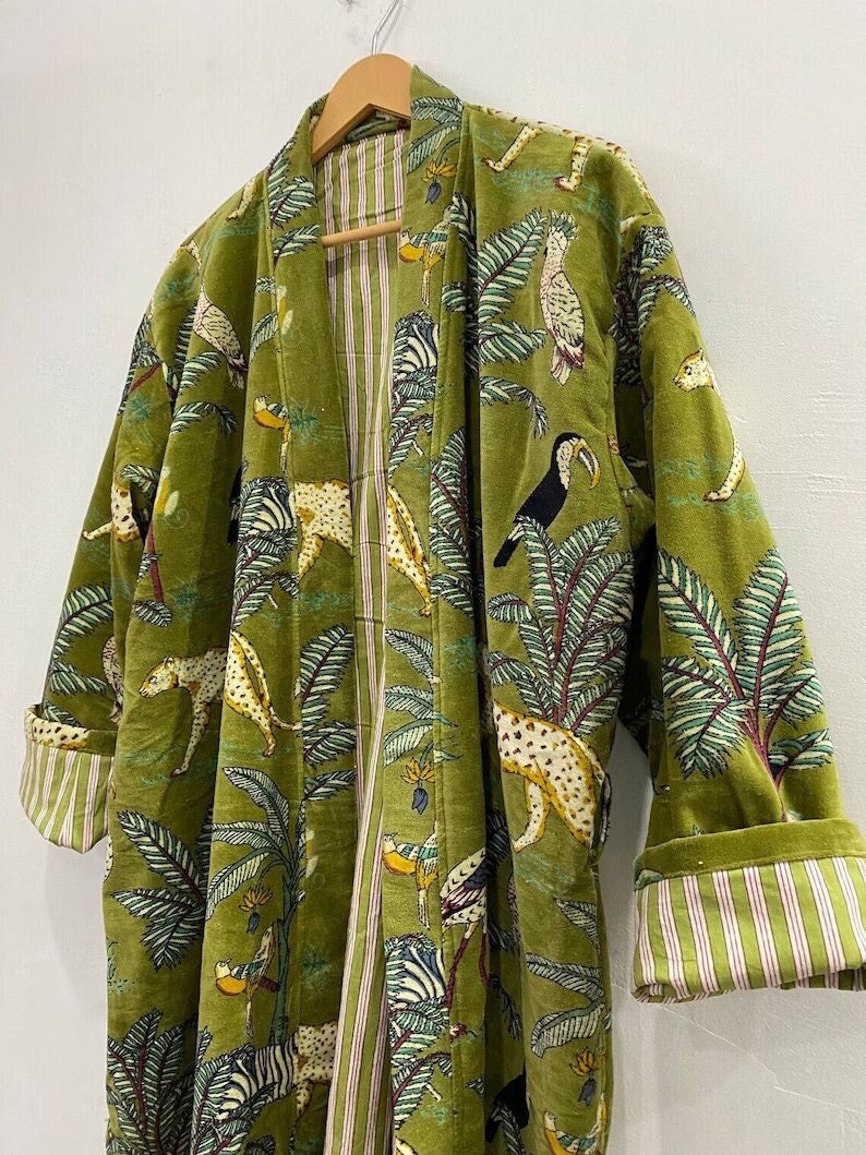 Green Jungle Print Velvet Kimono Robe: Morning Tea Velvet Coat Women ...