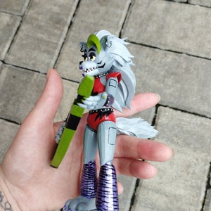 Big Roxanne Wolf Model - Etsy