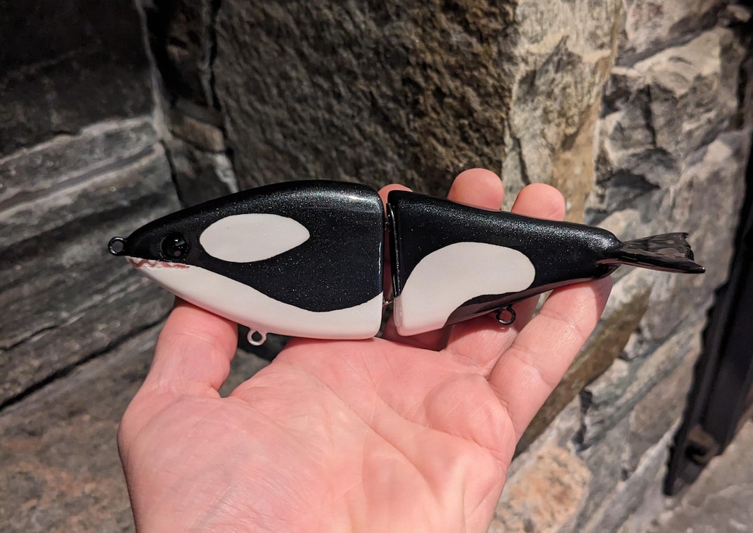 7-1/4" (184mm) Wooden Orca Swimbait Fishing Lure for Musky, Pike and ...