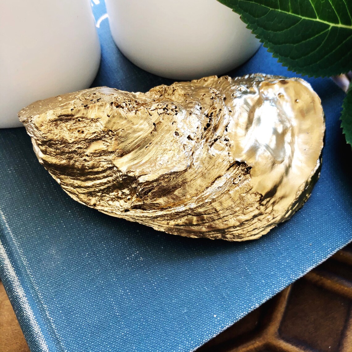Decoupage Oyster Shell Ring Holder--black and White Geometric - Etsy