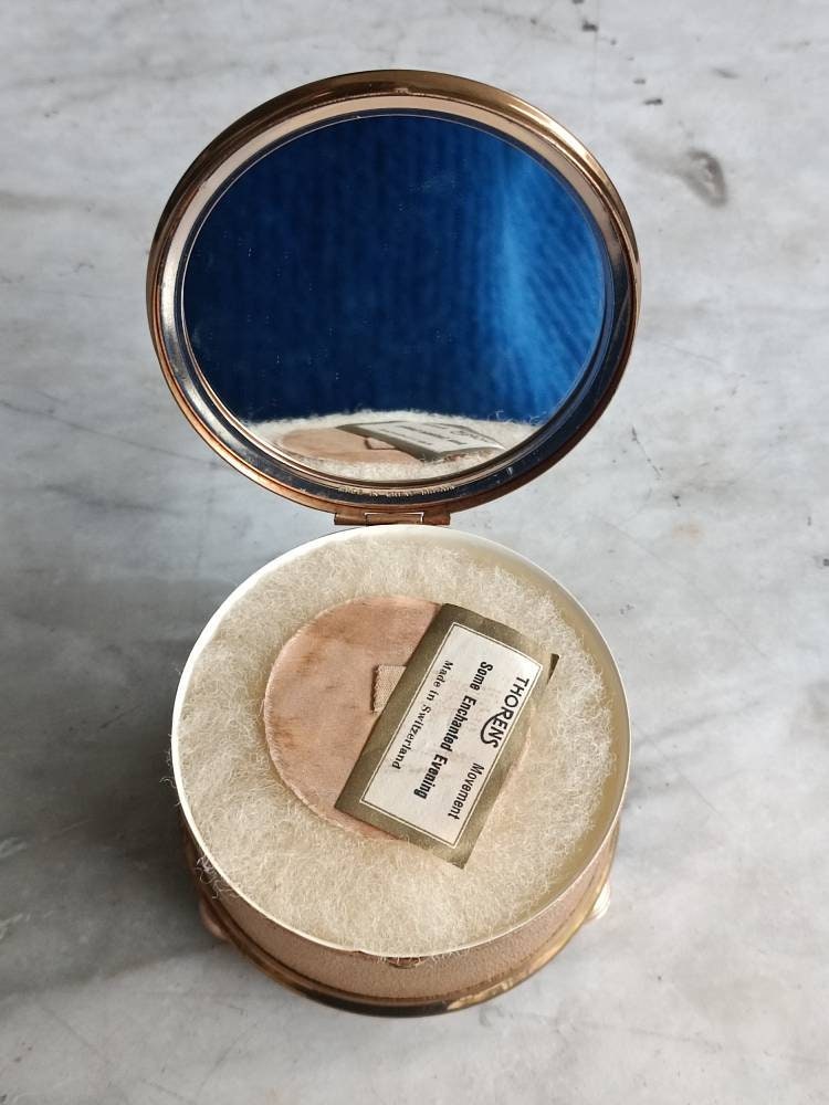 Vintage Mascot Musical Box Compact - Etsy