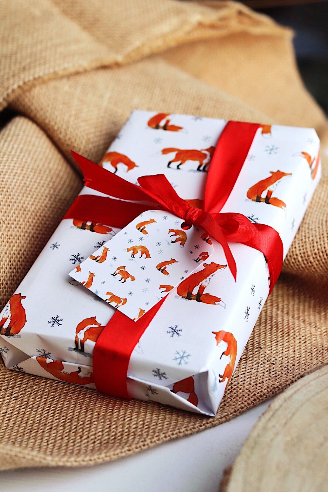 Weihnachten Thema Packpapier mit Füchsen. Original | Etsy