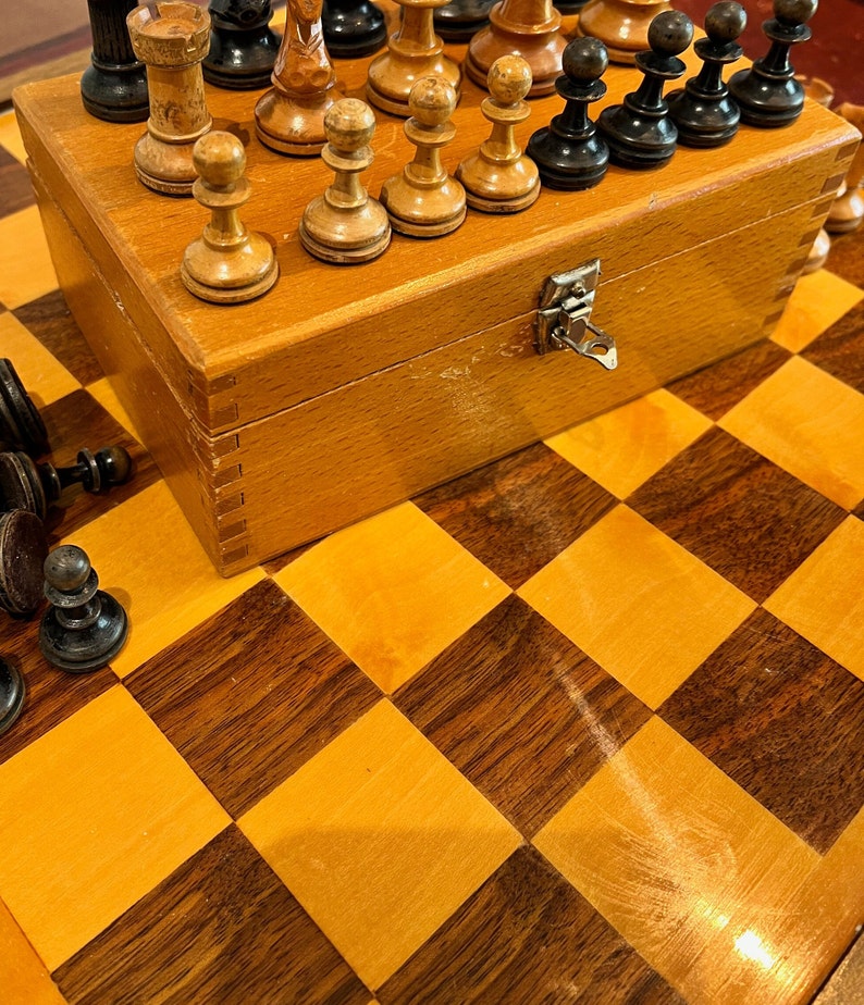 Staunton Small Chess Set With Inlaid Board C1900 - Etsy