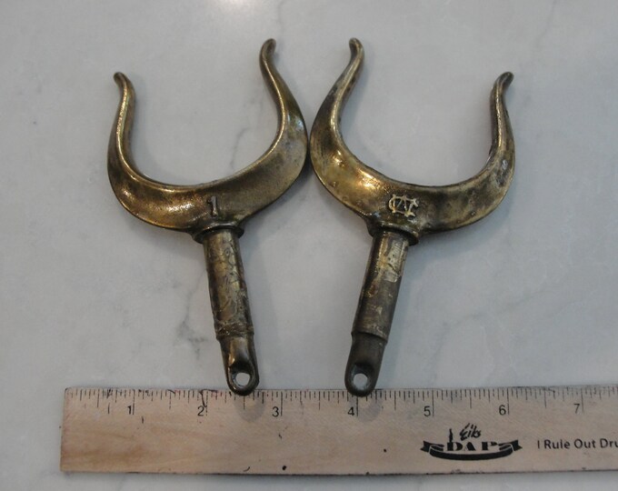 Pair of Maine Vintage Solid Brass Open Oar Locks - Etsy