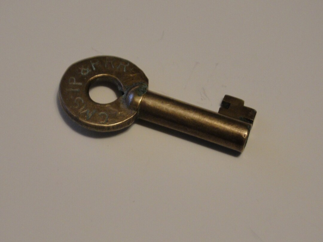 Brass Railroad Key cmstp&p Rr chicago Milwaukee St. Paul and Pacific ...