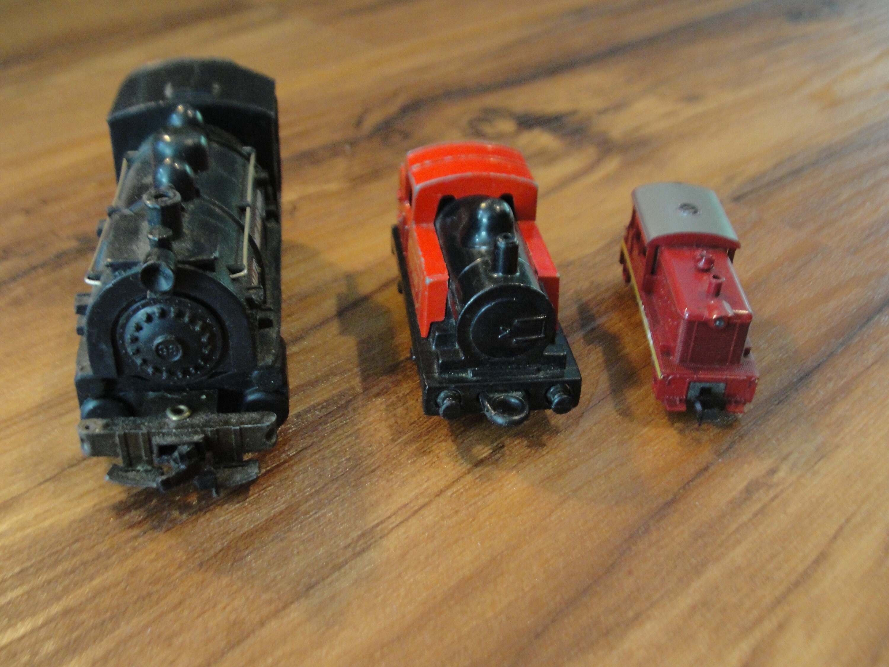 Lot of 3 Small Train Engines b & O Model Train Engine,matchbox 0-4-0 ...