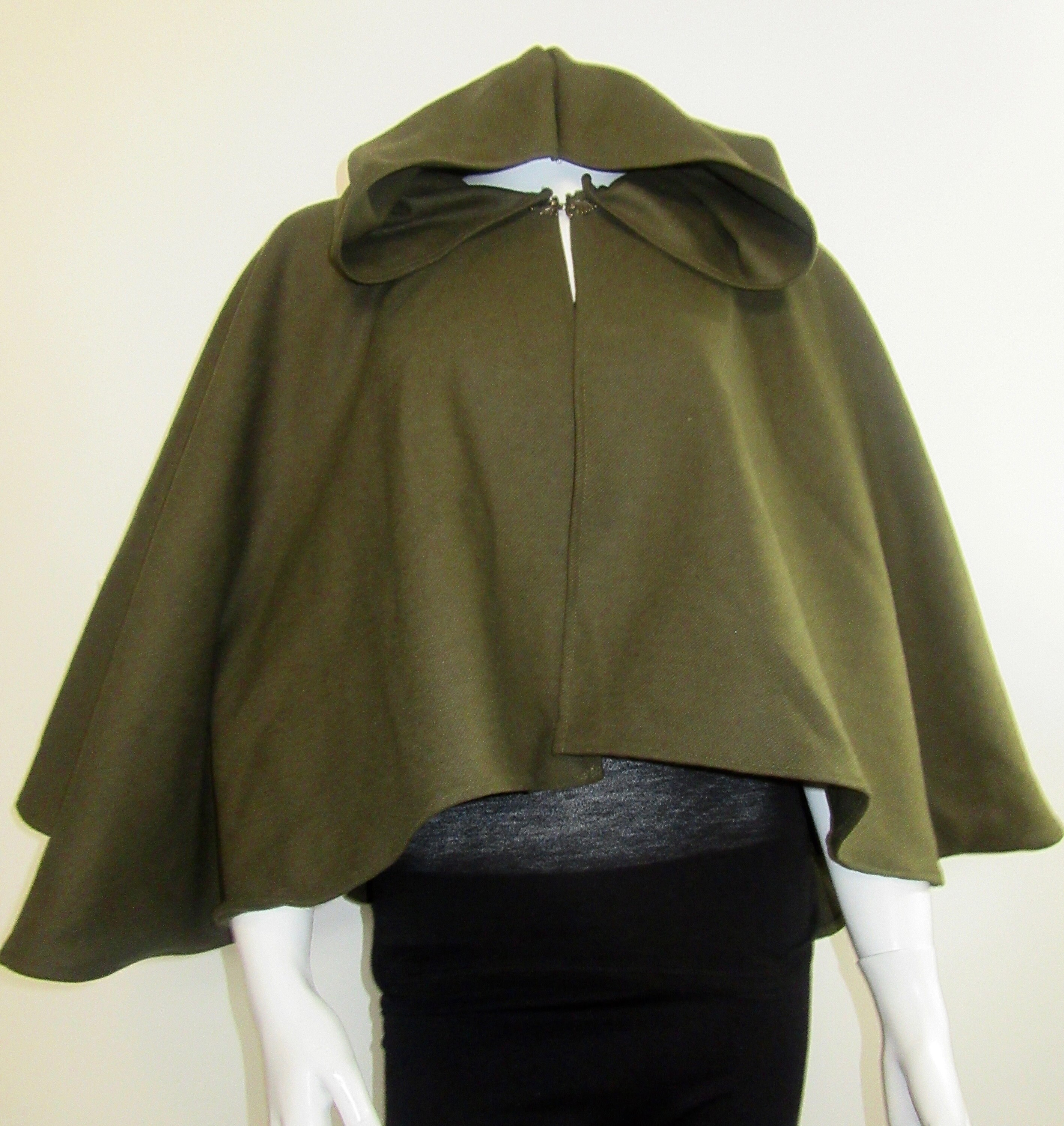 Handmade Long Wool Blend Lined Hooded Green Cape/cloak With