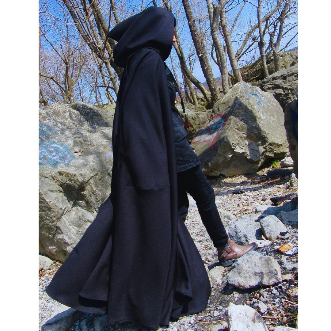 Black Hooded Cloak, Renaissance Faire, LARP, Cosplay, Large Pockets ...