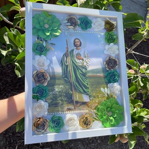 San Judas Tadeo Floral Shadow Box With Lights / San Juditas Tadeo to ...