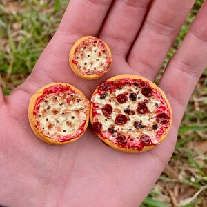 Miniature Pizza With Slices for Dollhouse Mini Polymer Clay Foods Heart ...