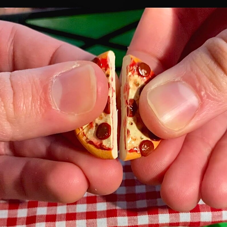 Miniature Pizza With Slices for Dollhouse Mini Polymer Clay - Etsy