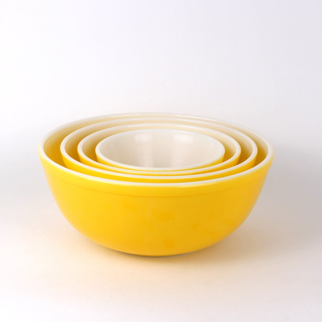 Pyrex Yellow 4pc Mixing Bowl Set - Etsy