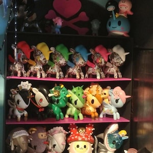 Tokidoki Display Shelf, Toki Doki Kawaii Mini Brand Organizer ...