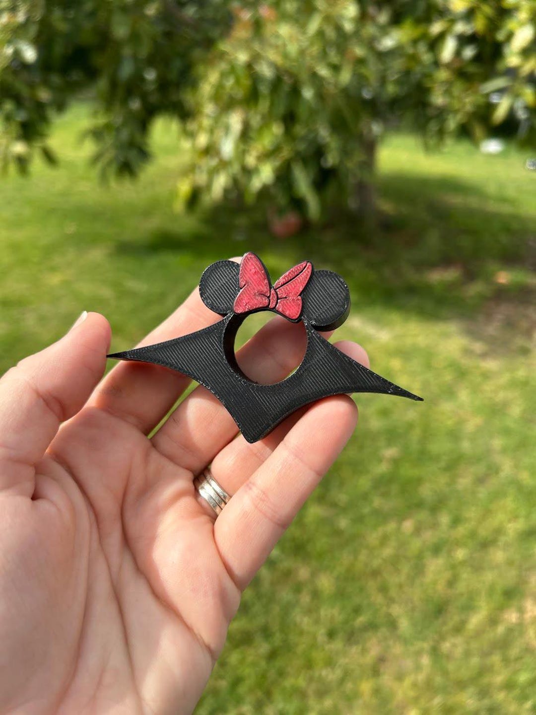 Minnie Mouse Book Page Holder 3D Print - Etsy