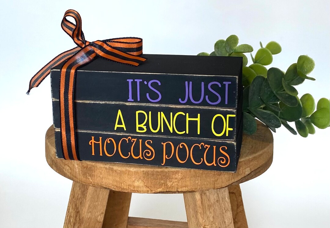 Just a Bunch of Hocus Pocus Mini Book Stack / Hocus Pocus Halloween ...