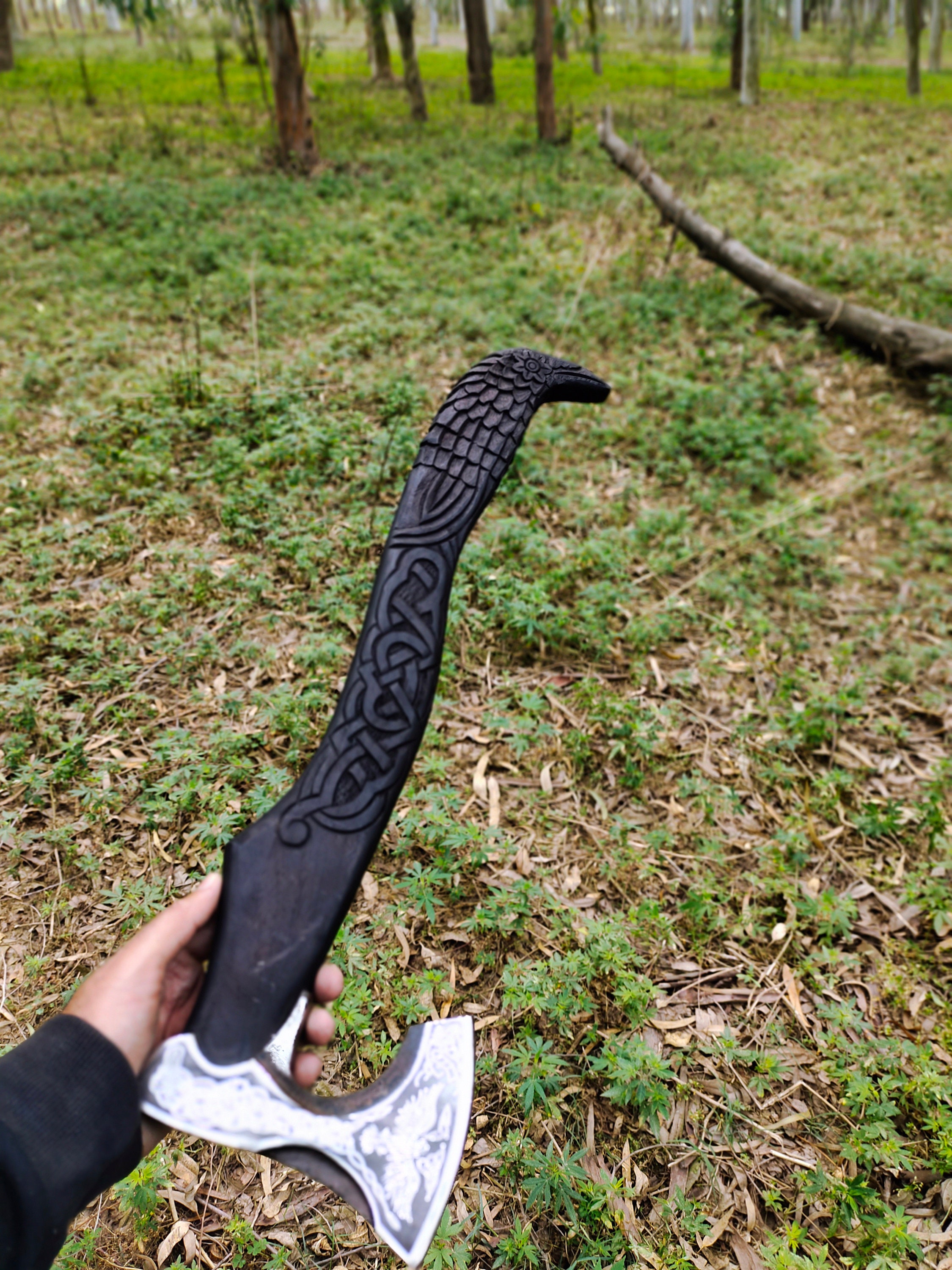 Viking Bearded RAVEN Carved Axe, Battle Axe Forged Tomahawk Axe ...