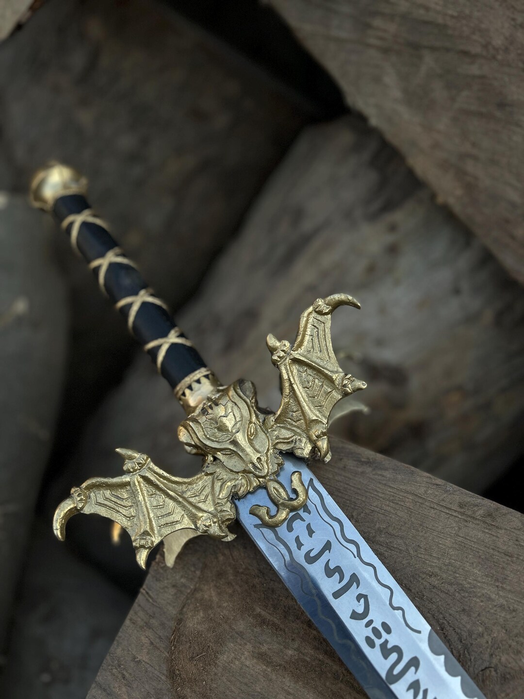 Collectible Dragon Drogma Sword, Hand Forged Wall Display Medieval ...