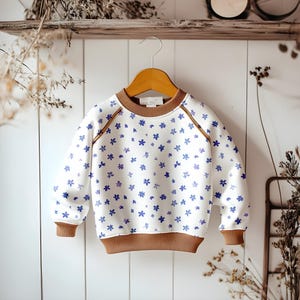 Tiny Purple Flowers Seamless Pattern - Watercolour Floral Fabric Design ...