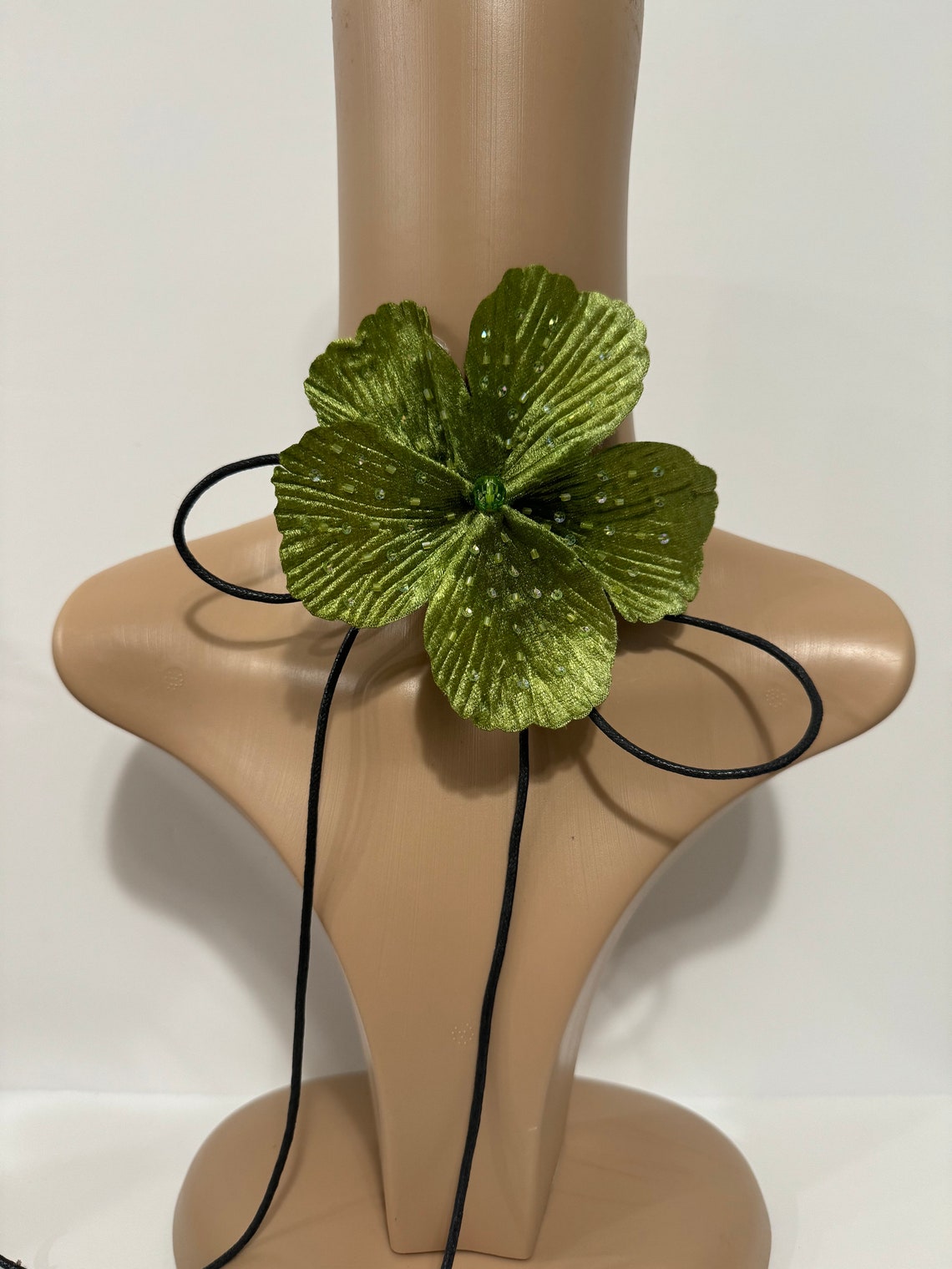 Large Green Velvet Flower Choker, Women's Floral Necklace - Etsy