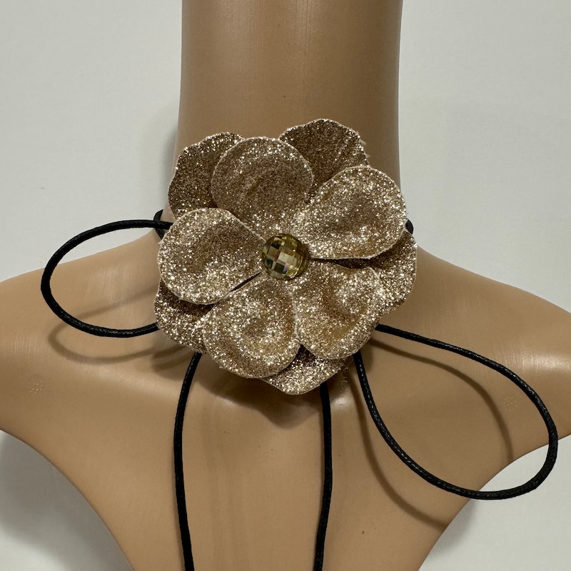 Flower Choker - Etsy