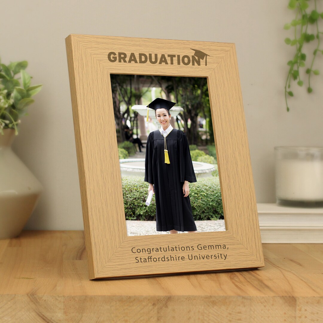 Personalised Graduation 5x7 Wooden Photo Frame - Gift for Graduate ...