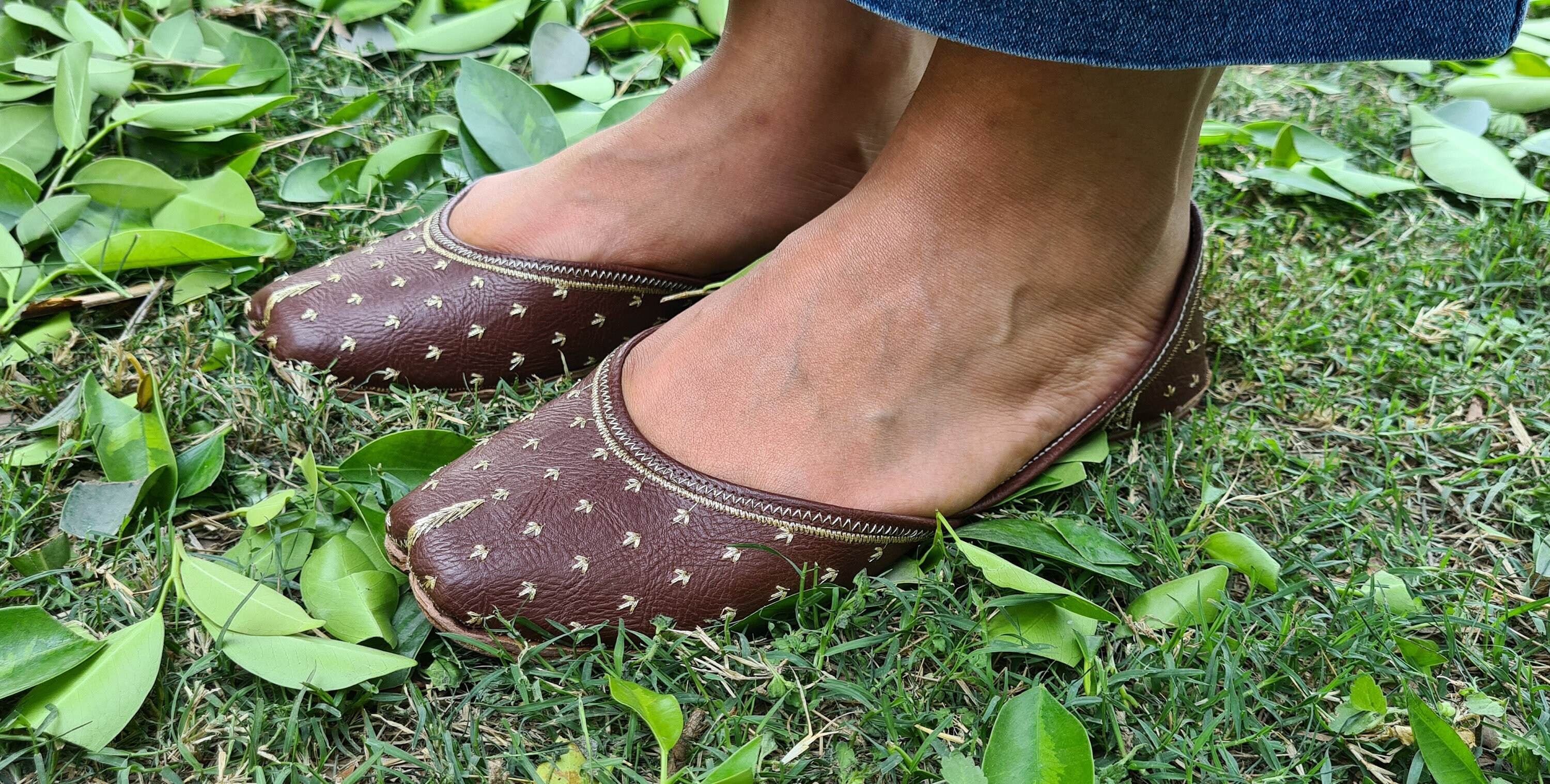 Women's Brown Leather Ballet Flat Shoes With Golden Delicate Embroidery ...