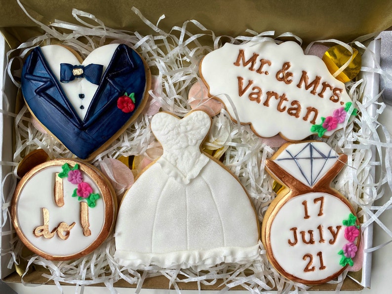 Wedding Cookies Personalised Wedding Biscuits Wedding - Etsy UK