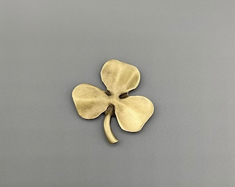 Shamrock Magnet - Etsy