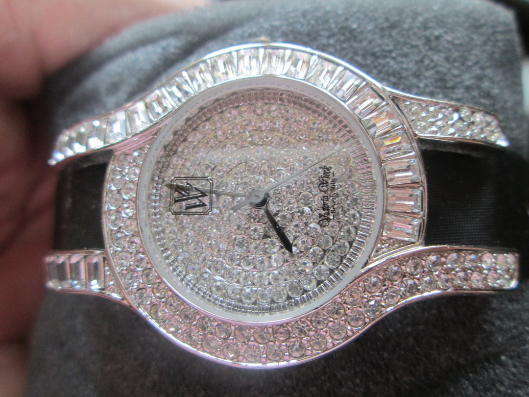 Victoria Wieck Crystal Rhinestone Watch Mint in Box 2 Extra Leather ...