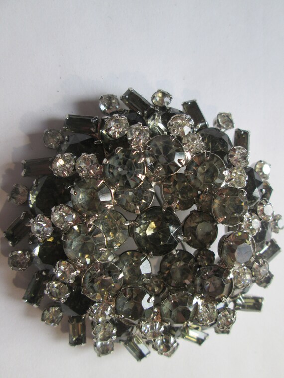 Large Smokey Gray Chaton Baguette Cut Rhinestone Laye… - Gem