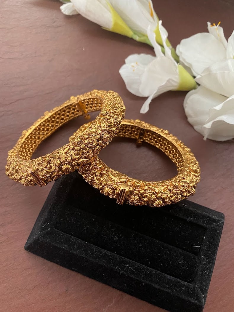 Antique Gold Indian Bangles: Floral Temple Jewelry Kada - Etsy