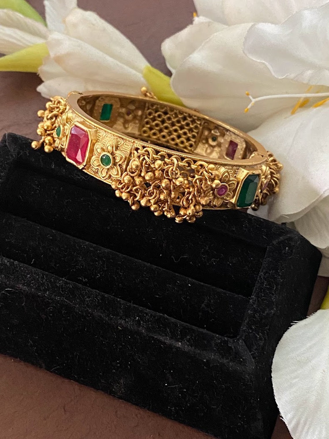 Gold Bangles/indian Bangles/matte Gold Ghungroo Kada/openable - Etsy
