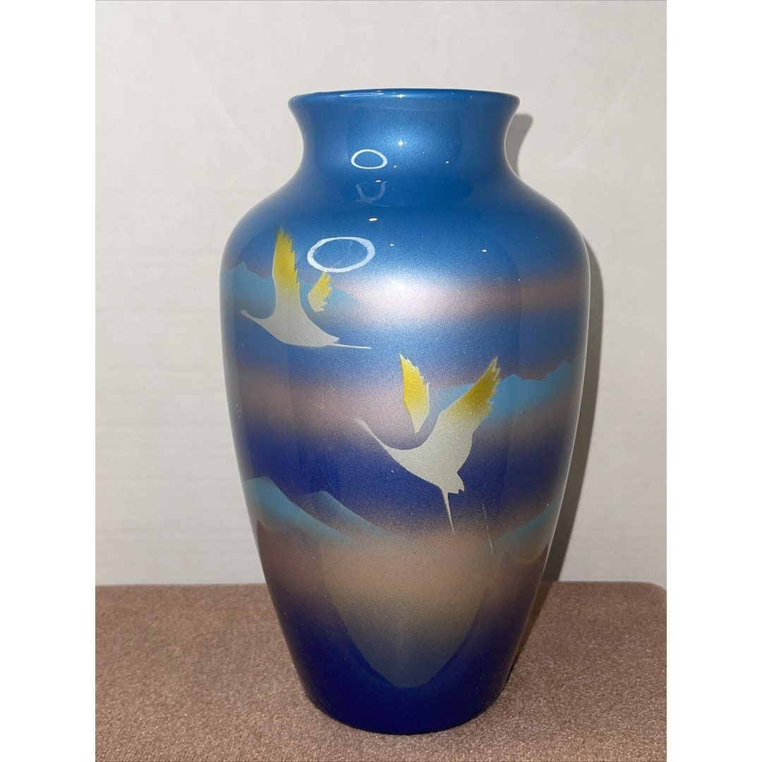 Tajimi Porcelain Japanese Vase Asian Mountains Crane Birds Blue ...