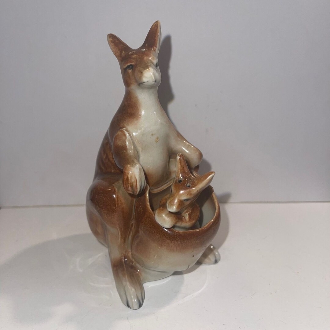 Vintage Kangaroo Porcelain Salt & Pepper Shaker Set Japan - Etsy