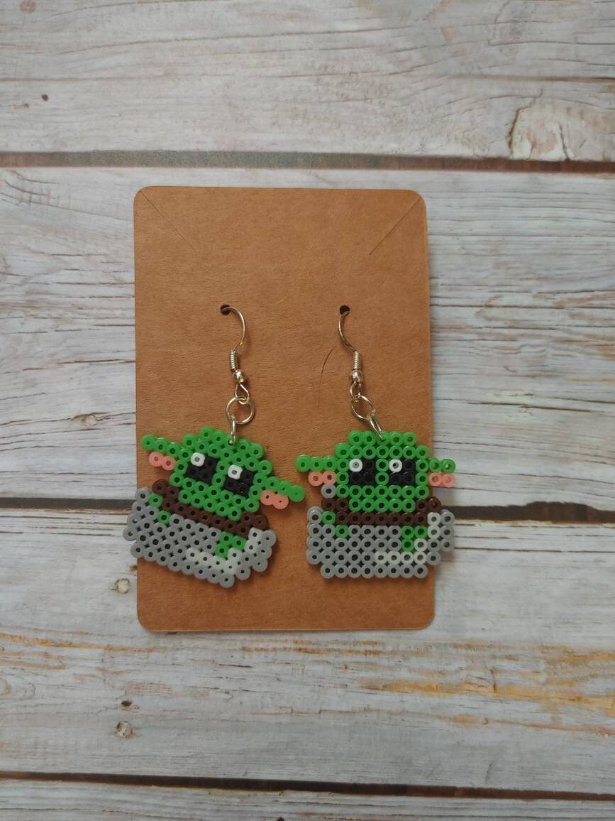 Baby Yoda Grogu in a Pod Perler Bead Earrings - Etsy