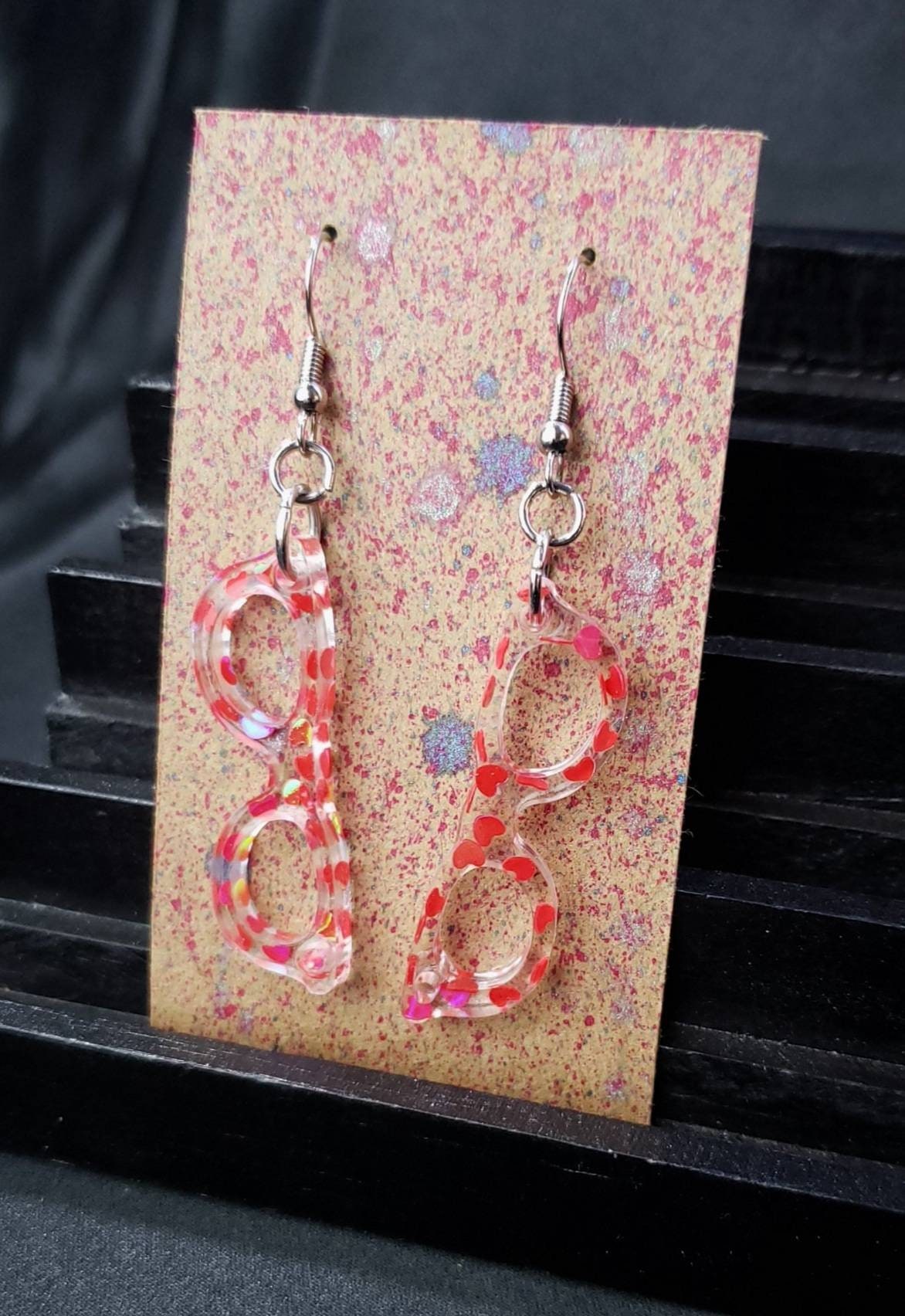 Glasses shaped dangle earring sets - Etsy.de