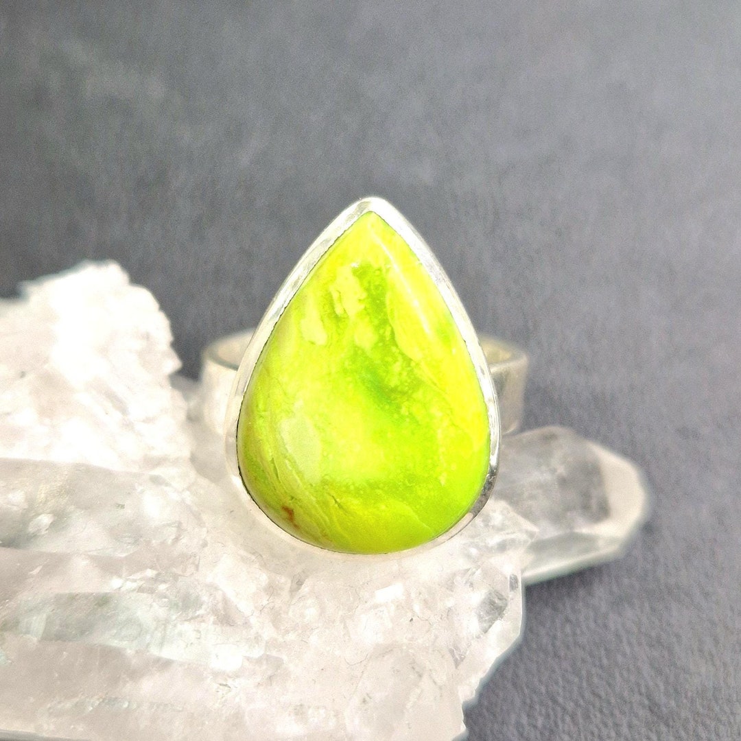 Rare Gaspeite Adjustable Ring Drop Shape - Etsy