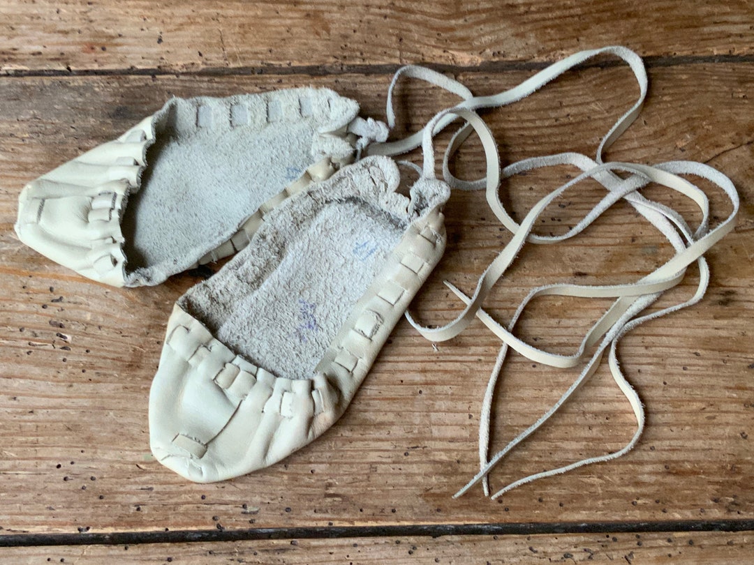 Very Small Primitive Handmade Leather Shoes Traditional Folk Shoes ...