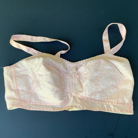 Unused, Vintage lingerie 70s bullet bra, Light Pink v… - Gem