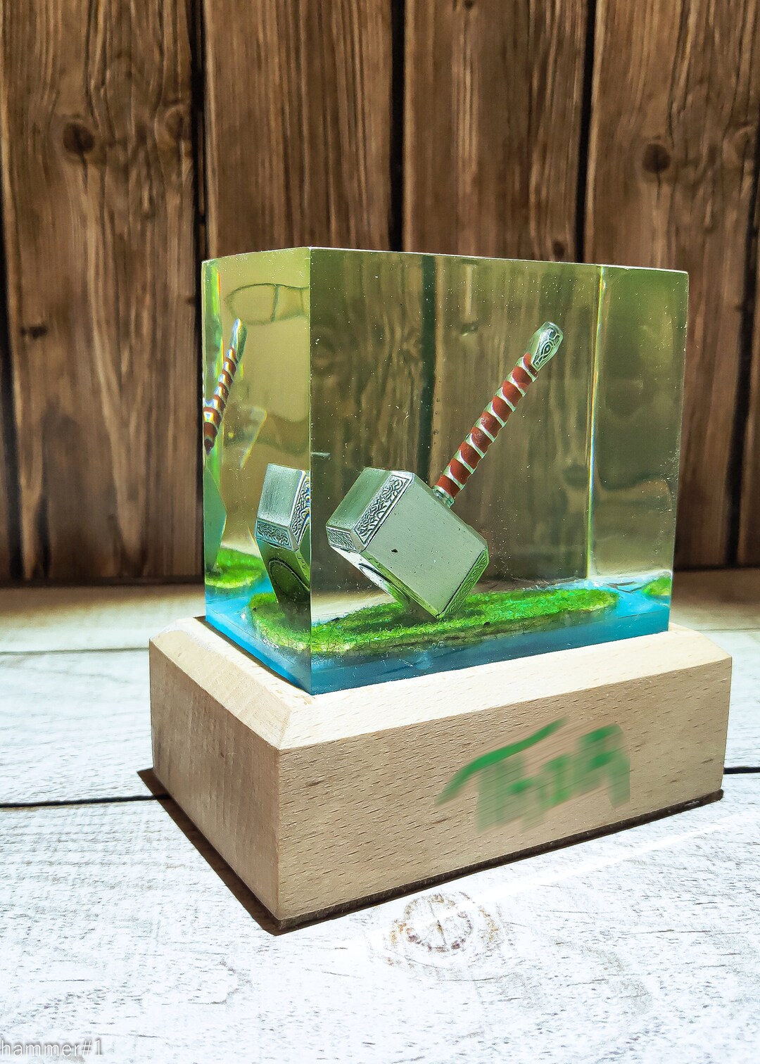 Marteau Thor en résine époxy, Mjolnir, lampe Thor, lampe marteau ...