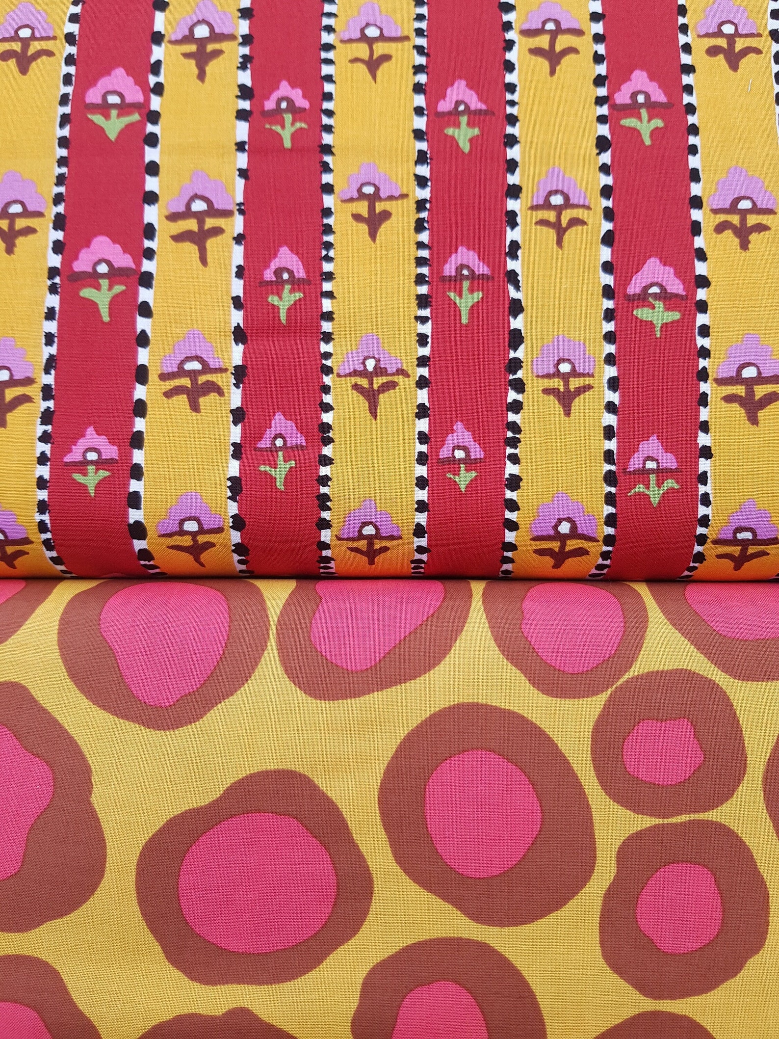 KF Collective Spring 2023 "shiraz" & "fish Lips" - 0.5m X 1.10m ...